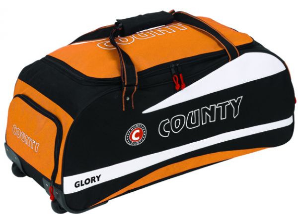 The Hunts County Cricket Bag Range for 2018 from Talent Cricket